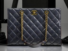 Take a look at Chanel’s Fall 2012 Pre-Collection bags - PurseBlog