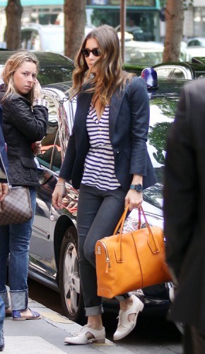 The Many Bags of Jessica Biel - PurseBlog