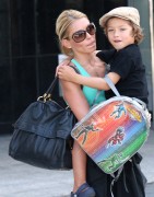 The Many Bags of Kelly Ripa - PurseBlog