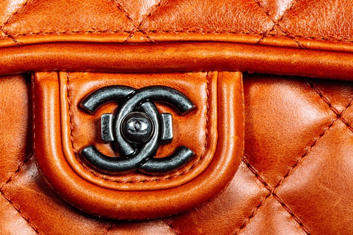 A Close Look At The Beautiful Details Of Chanel's Spring 2015 Bags ...