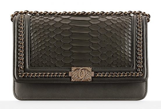 Check Out Chanel’s Metiers d’Art 2016 Paris in Rome Wallets, WOCs and ...