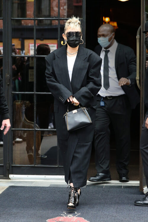 Celebs Wow Us With Colorful Bags from Louis Vuitton and By Far Amidst a ...