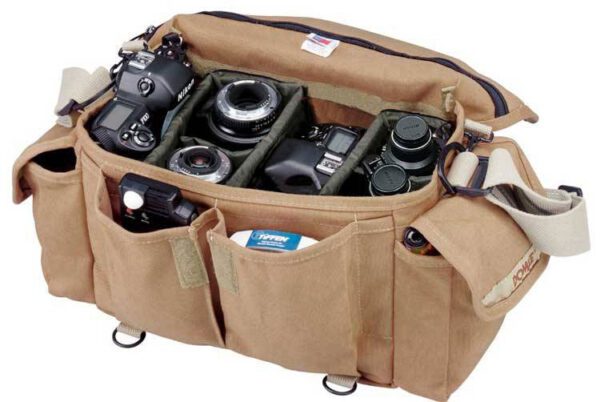 Camera Bags: Dated Trend or Wardrobe Classic? - PurseBlog