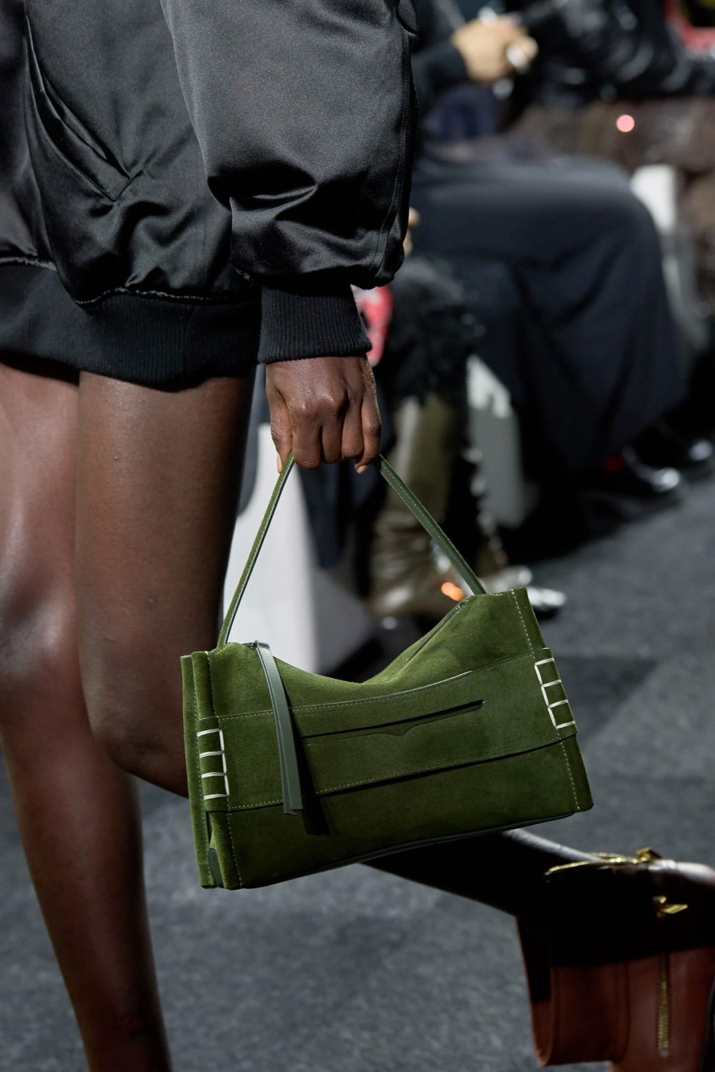 JW Anderson’s Spring 2025 Runway Focuses on Its New House Icon - PurseBlog