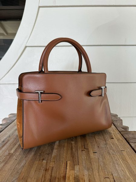 Review: The Le Tanneur Emie Bag - PurseBlog