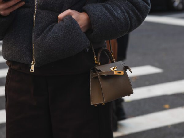 15 Lightweight Designer Bags Under 2lbs That Won’t Weigh You Down ...