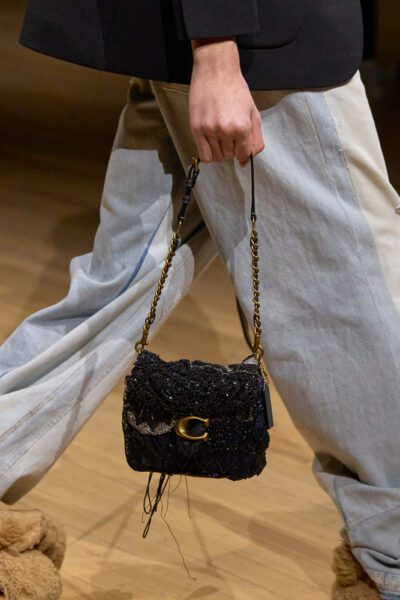Stuart Vevers Returns to ’90s New York for Coach Fall 2025 - PurseBlog