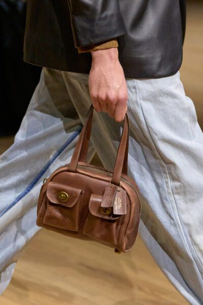 Stuart Vevers Returns to ’90s New York for Coach Fall 2025 - PurseBlog